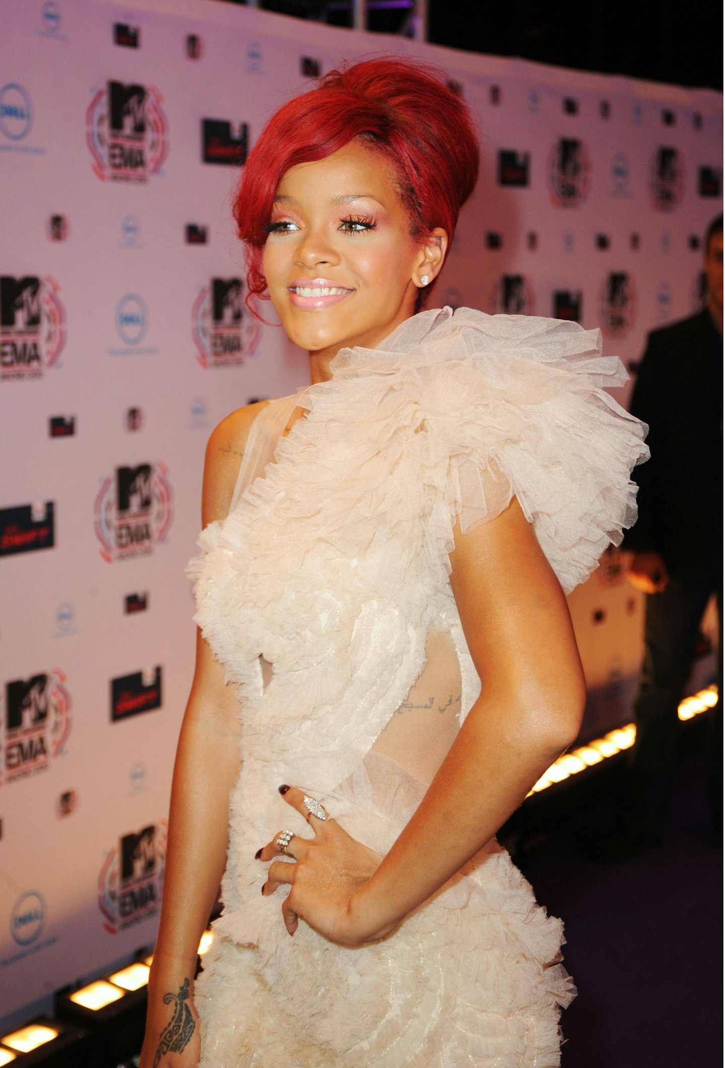 Rihannas Hair Evolution From 2005 To Now Grazia